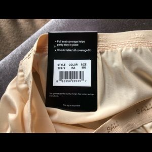 Bali | Intimates & Sleepwear | Bali Brief Panties Size 6 Medium | Poshmark